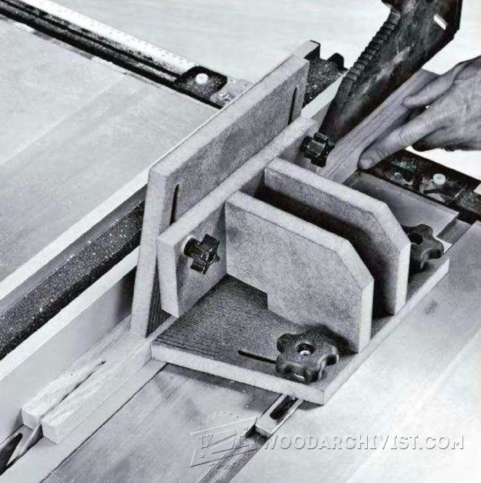 Table Saw Featherboard Jig • WoodArchivist